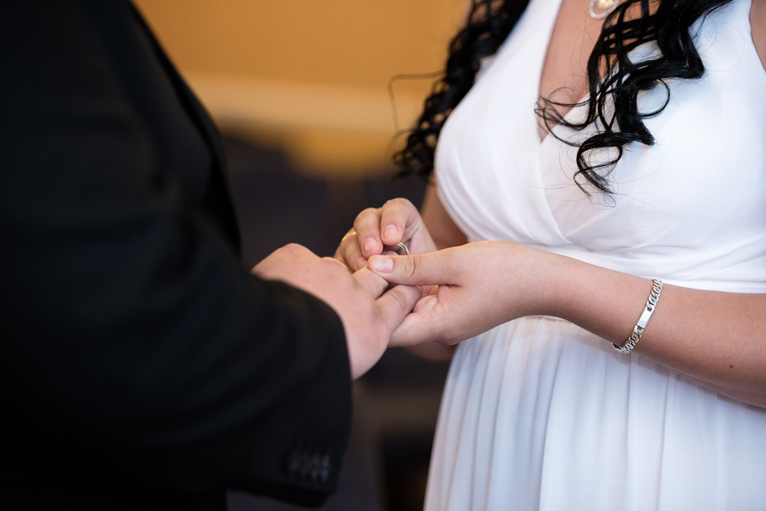 Central London wedding photos - Newham Registry Office wedding